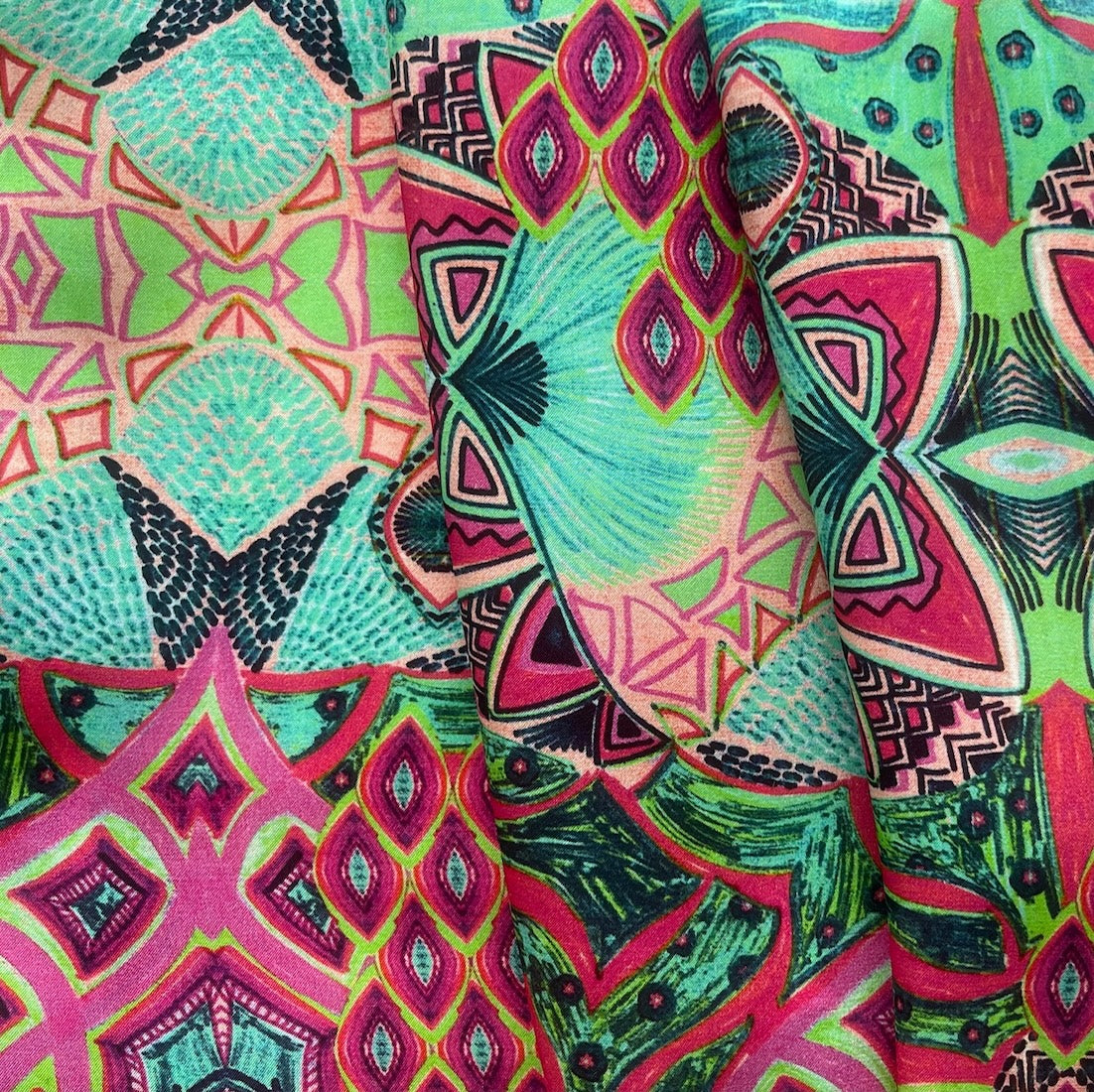Gorgeous Psychedelic Geometry Silk Satin Charmeuse (Made in Italy ...