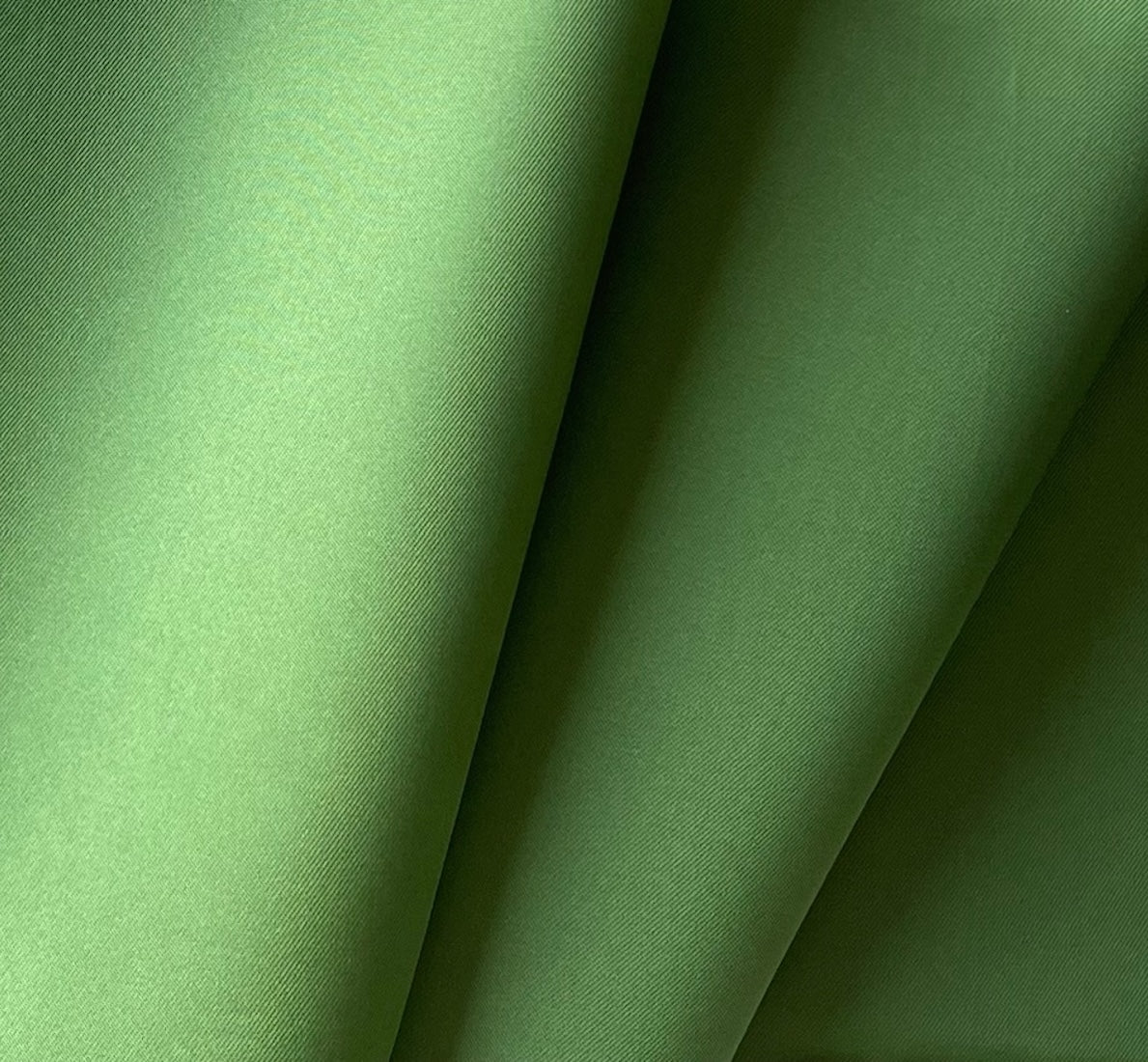 Rich Laurel Leaf Green Cupro Rayon Bemberg Twill Lining (Made in Japan ...