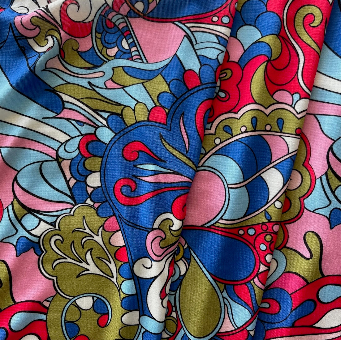 Light-Weight Retro-Inspired Psychedelic Polyester Knit (Made in Italy ...