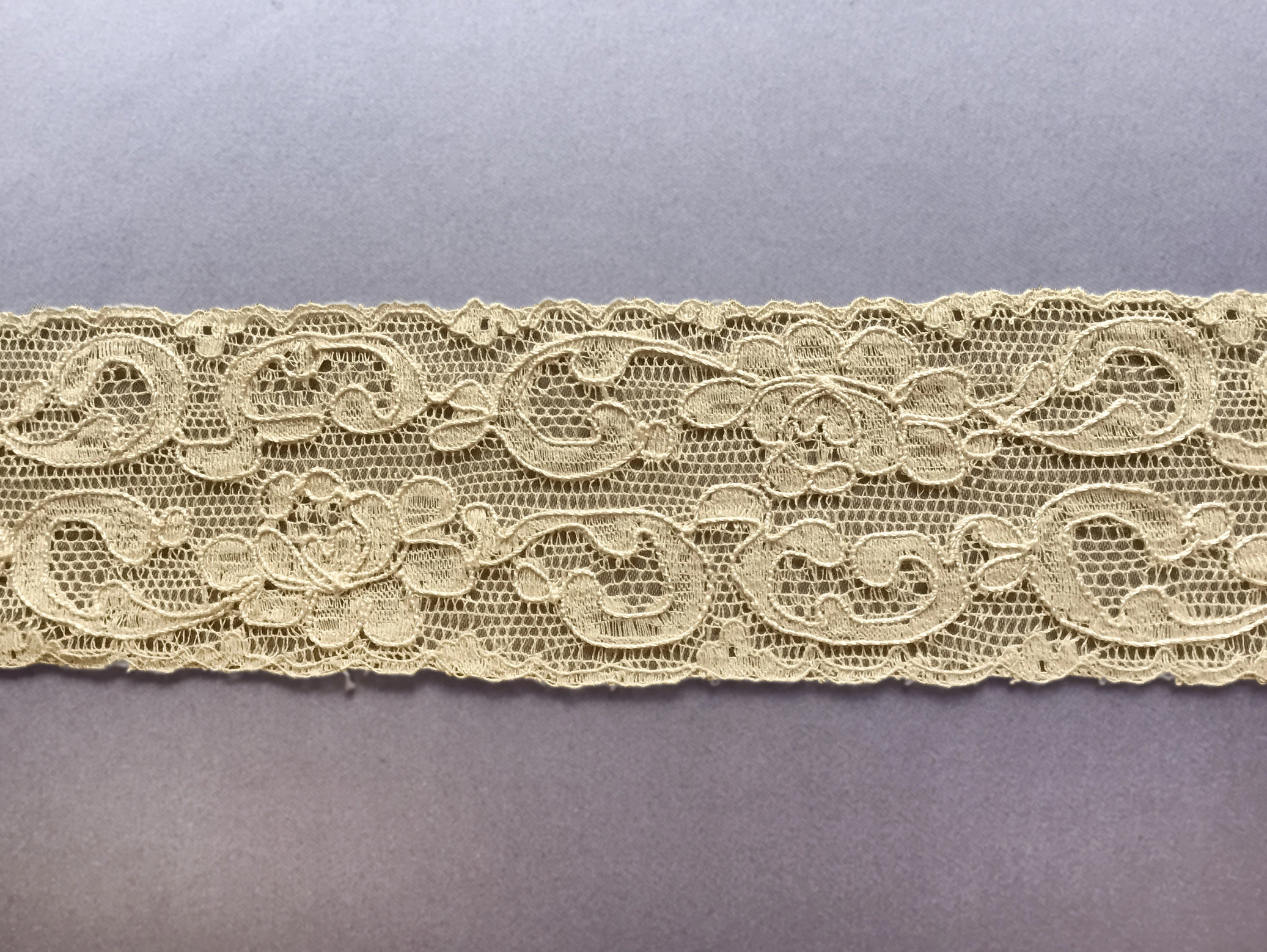 1 1/2" Antique Beige Scrolls & Peonies Vintage Lace Trim (Made in Fran ...